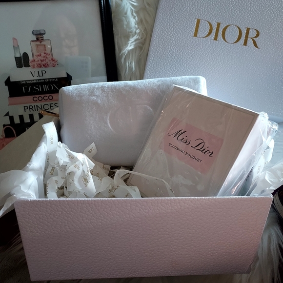 Dior | Makeup | New Dior Bundle Velveteen Pouch Gift Box Of Edt Miss ...
